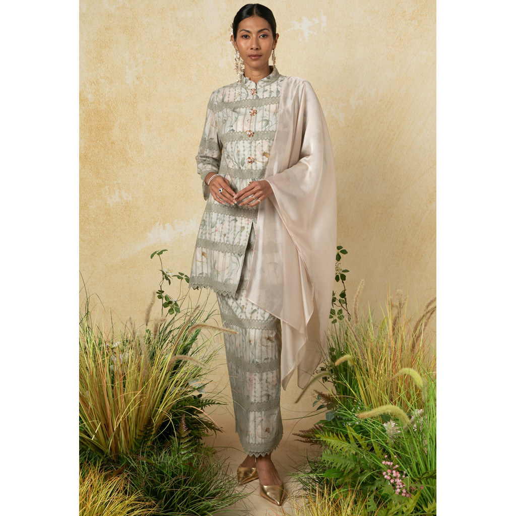 Zalia - Emilya Kebaya Labuh set With Selendang (Female) | Shopee Malaysia