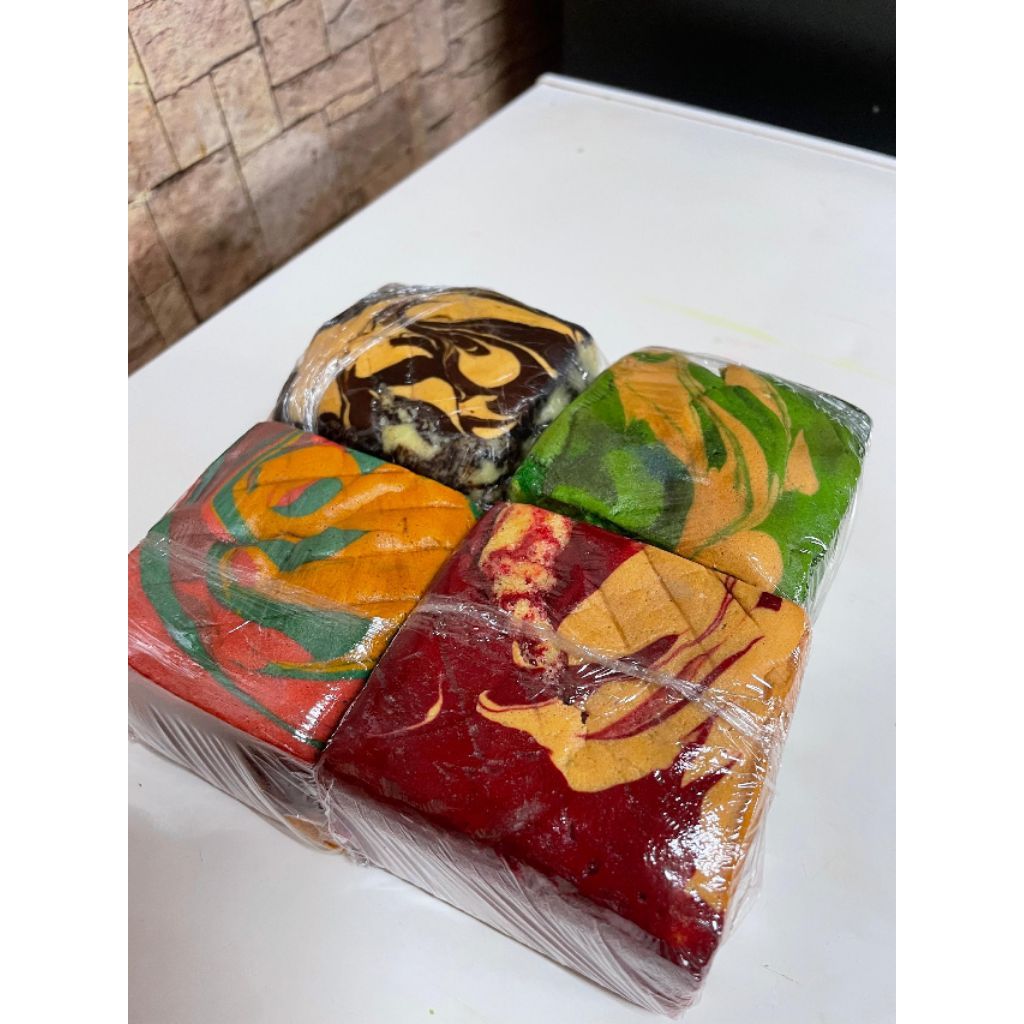 kek marble mix 4 perisa (vanilla,choc,pandan,red velevet) | Shopee Malaysia