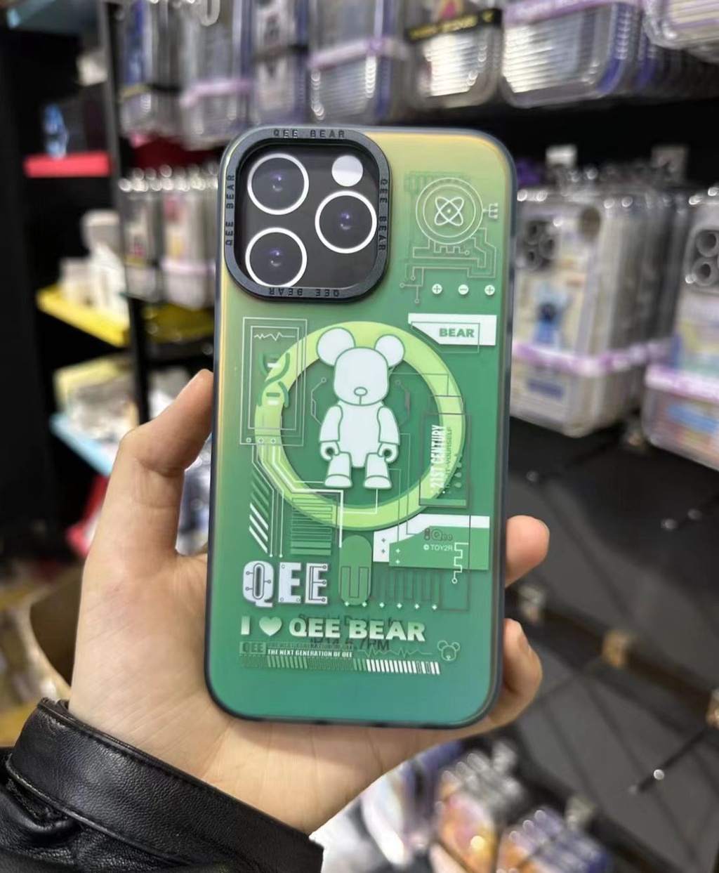 Qee flowing gradient color magnetic case compatible for iPhone 14 15 ...
