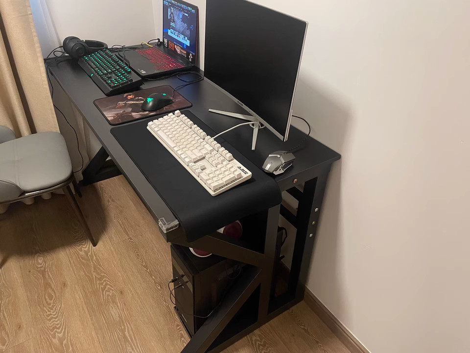 𝐁𝐌𝐙𝐀𝐑 𝙄𝙣 𝙎𝙩𝙤𝙘𝙠 Solid Wood Gaming Table | Shopee Malaysia