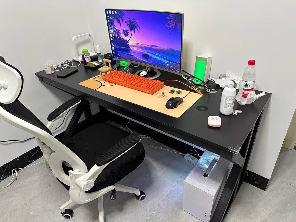 𝐁𝐌𝐙𝐀𝐑 𝙄𝙣 𝙎𝙩𝙤𝙘𝙠 Solid Wood Gaming Table | Shopee Malaysia