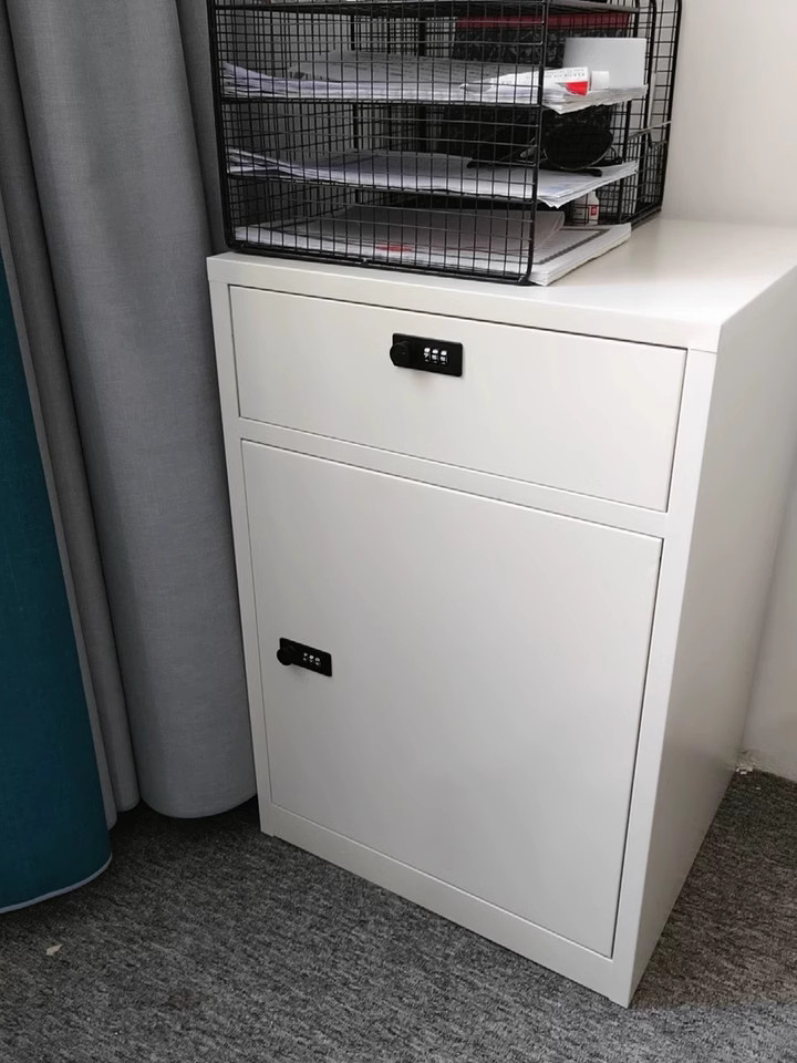 𝐁𝐌𝐙𝐀𝐑 𝙄𝙣 𝙎𝙩𝙤𝙘𝙠 Multipurpose Iron File Cabinet With Lock Storage Kabinet ...