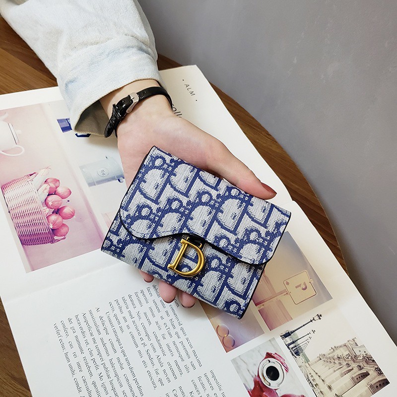 Fashionable Temperament Pattern Letter D Buckle Coin Purse Simple ...