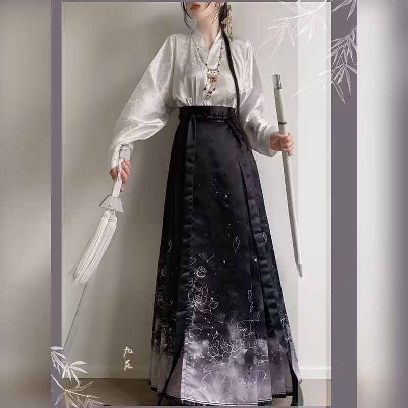 明制汉服女2025新墨荷中国风马面裙中式改良日常套装唐装Ming Dynasty Hanfu Women 2025 New Mohe ...