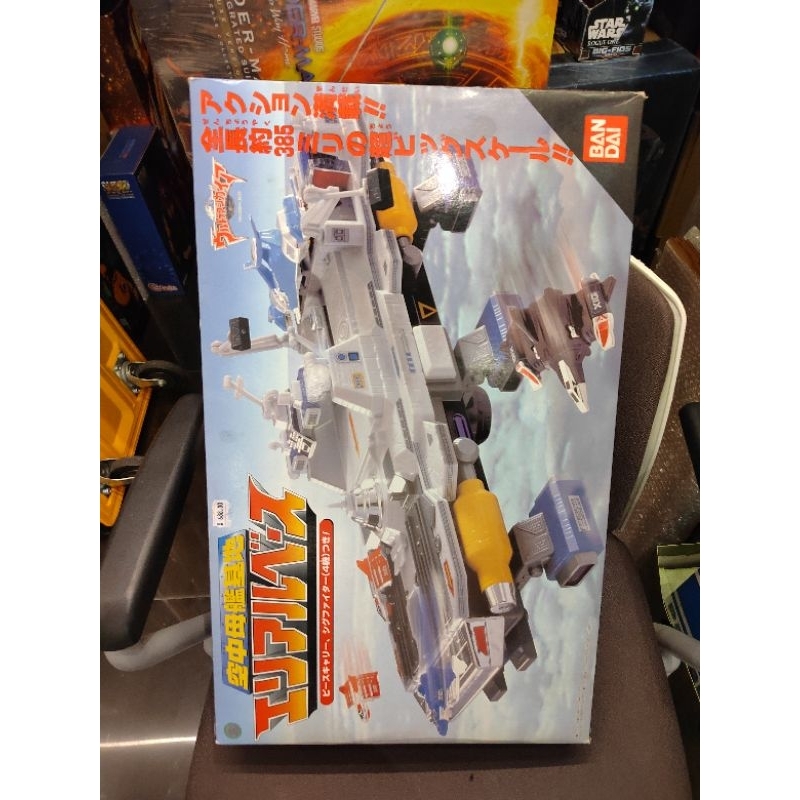 BANDAI DX VINTAGE 1998 ULTRAMAN GAIA XIG AERIAL AIR BASE | Shopee Malaysia