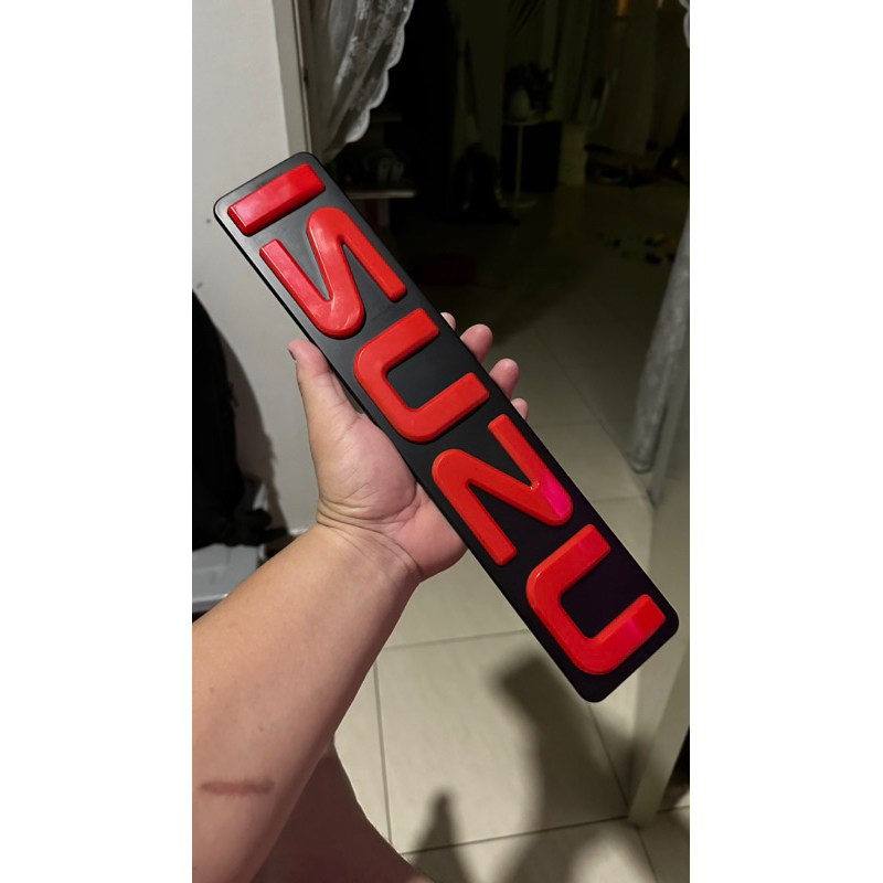 ISUZU Front Grill emblem | Shopee Malaysia