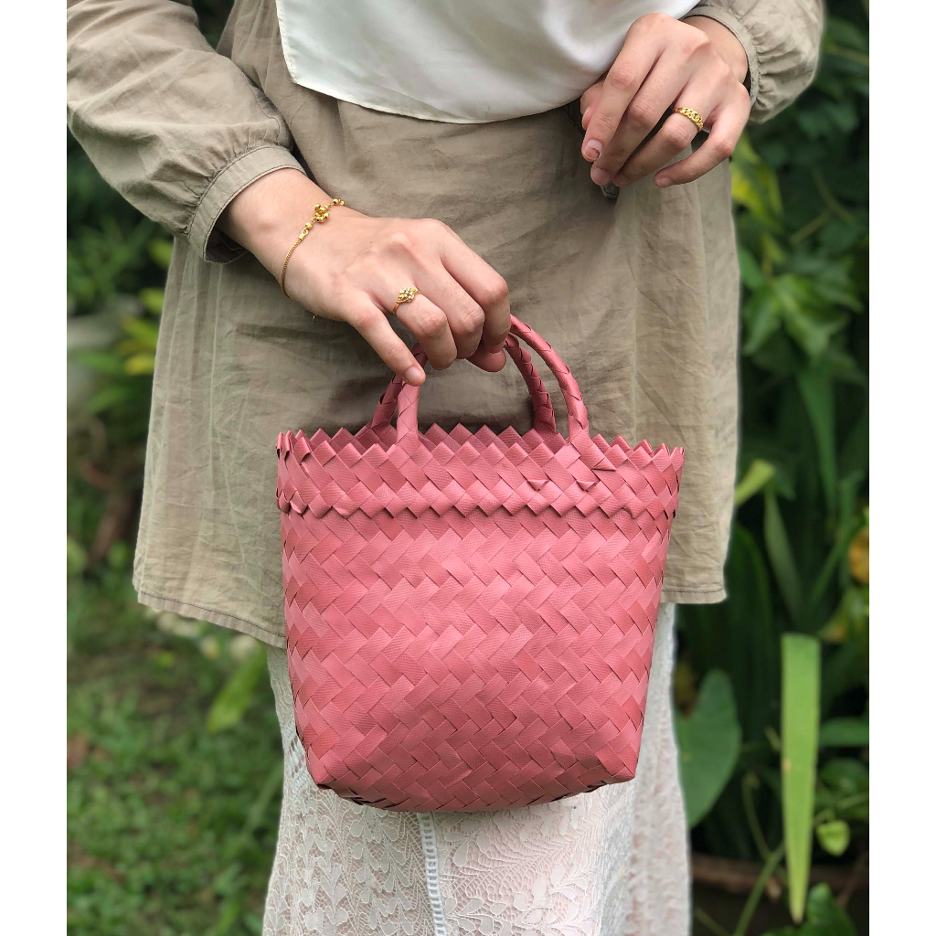 Cute Weaving Bag, Gift Bag / Beg Anyaman Comel yang Sesuai untuk ...