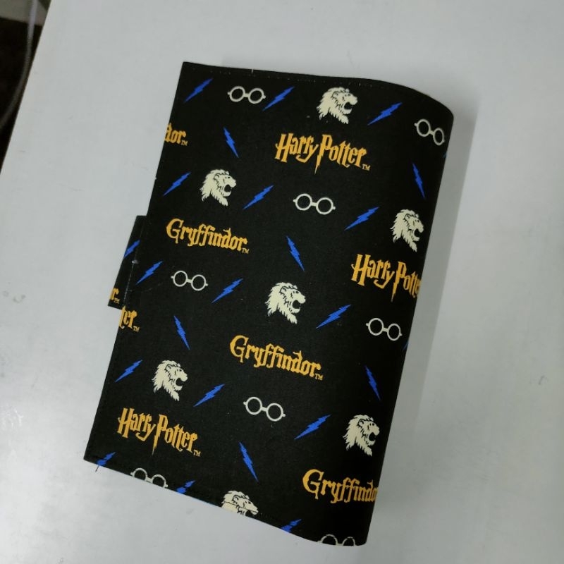 (HARRY POTTER) Cover Buku Klinik Anak/ Lapik Buku Kesihatan/ Cover Buku ...