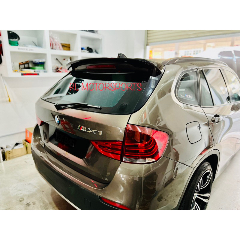 BMW X1 E84 M sport v2 performance rear roof top spoiler lip bodykit ...