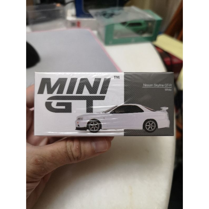 Mini GT Nissan Skyline GT-R White #397 | Shopee Malaysia