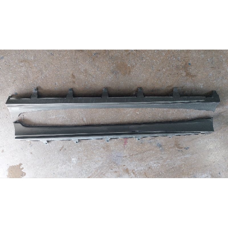 proton saga r3 anniversary edition side skirt | Shopee Malaysia