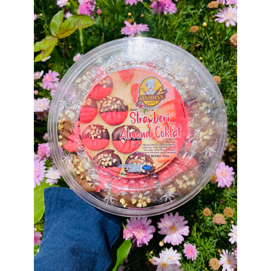 Strawberry Chocolate Almond Cookies l Biskut Badam Strawberi Coklat ...