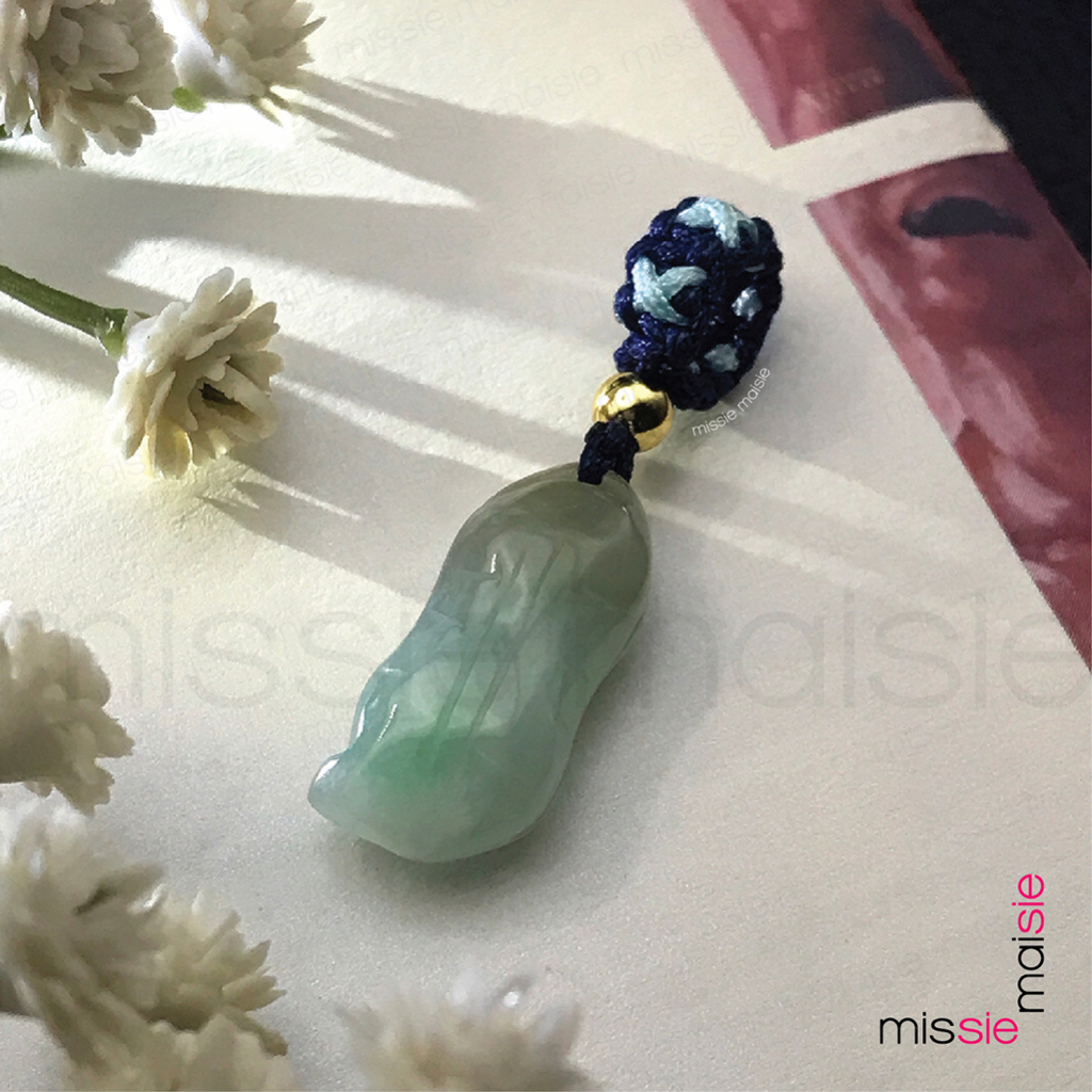 Handwoven / Macrame Jade Peanut Small Pendant / 花生 玉 吊坠 / Loket Jed ~ 👉 ...
