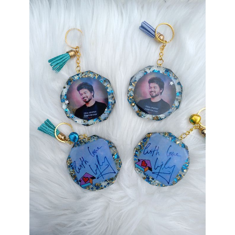 THALAPATHY VIJAY KEYCHAIN WITH THALAPATHY SIGNATURE 😎 🔥 HOT SALES 🔥 ...