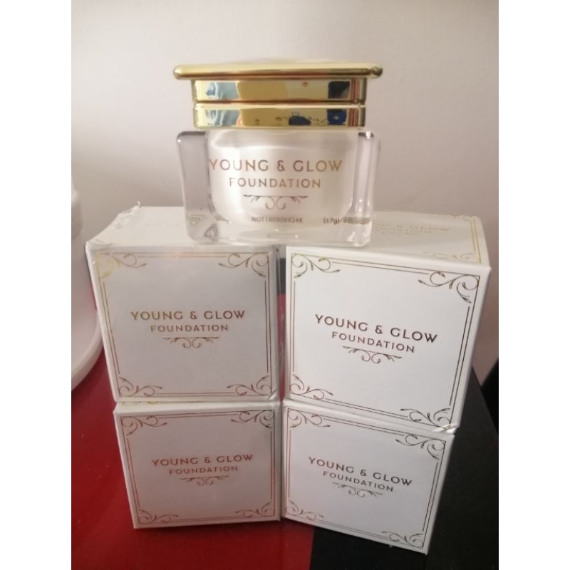 YOUNG & GLOW FOUNDATION😍😍🎉 | Shopee Malaysia