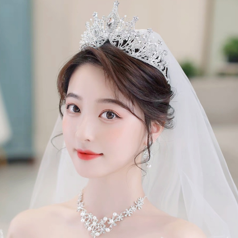 Crystal Flower Pearl Headband Wedding Bridal Tiara / Bridal crown ...