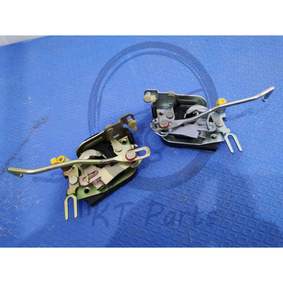 TOYOTA LITEACE VAN KM36 / YM31 DOOR INNER LOCK / DALAM PINTU INNER LOCK ...