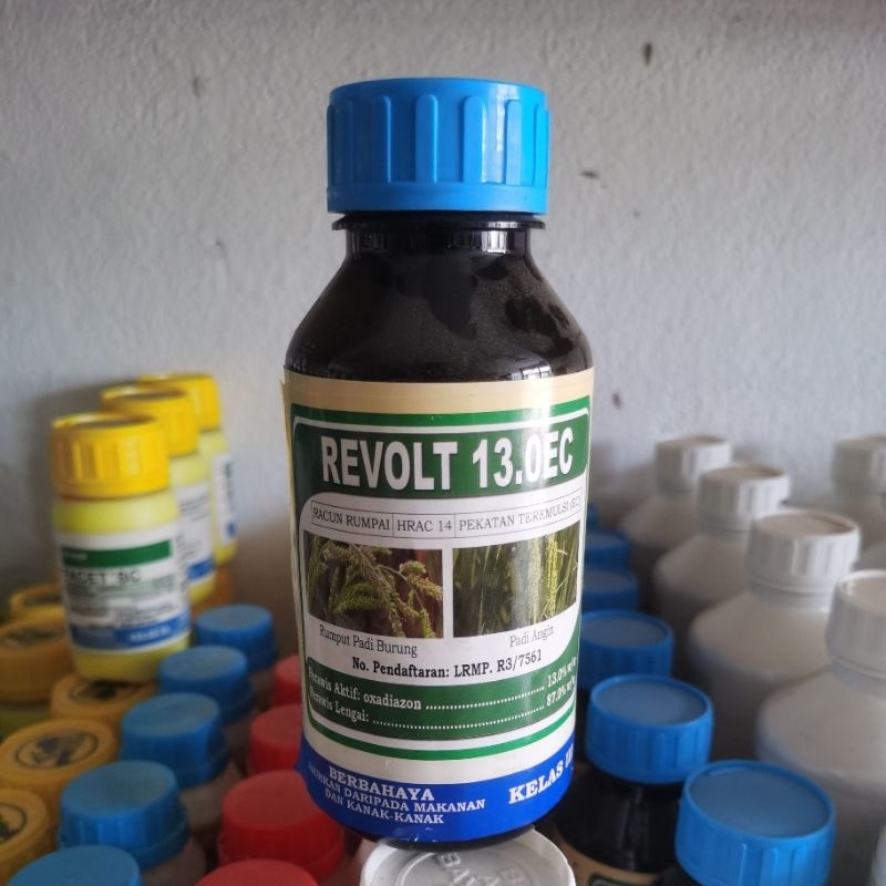Revolt 13.0EC Racun Padi Angin Berkesan 500 ml | Shopee Malaysia