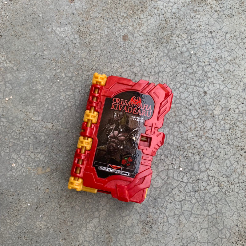 Kamen Rider Saber / Oresamaha Kivadearu Wonder Ride Book DX KiVa ...