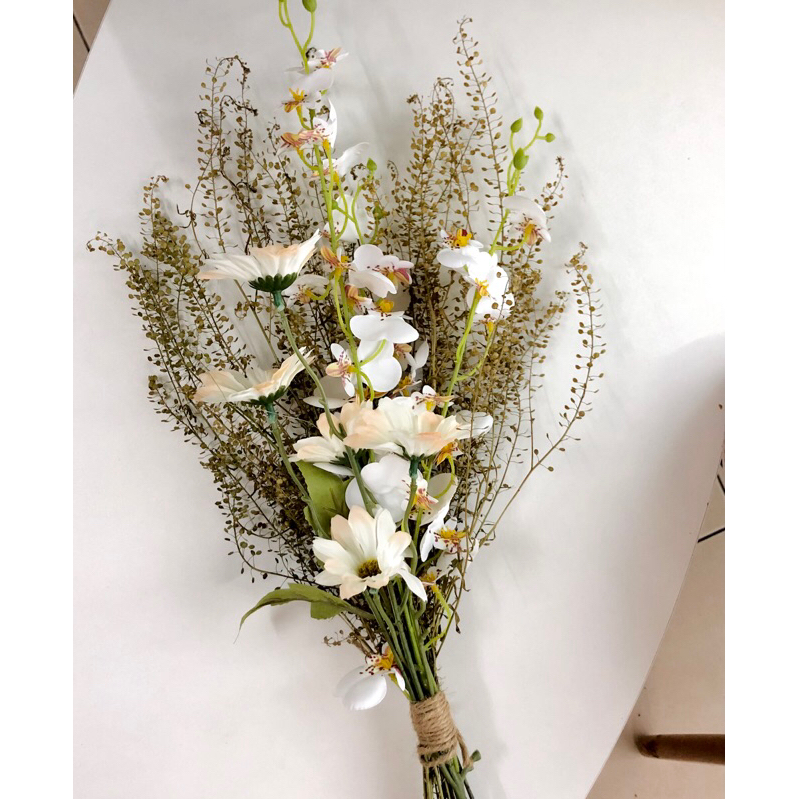 Bunga Tangan Pengantin | Dried Flower Mixed Artificial Flower Hand ...