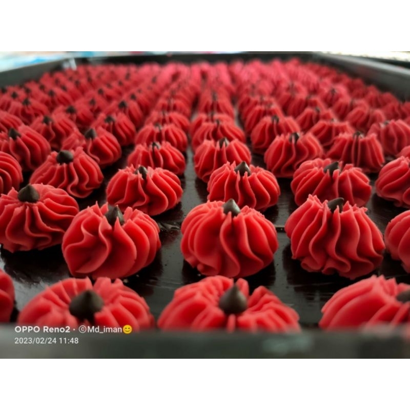 Aneka Kuih Raya (semperit susu, Florentine, biskut mazola) | Shopee ...