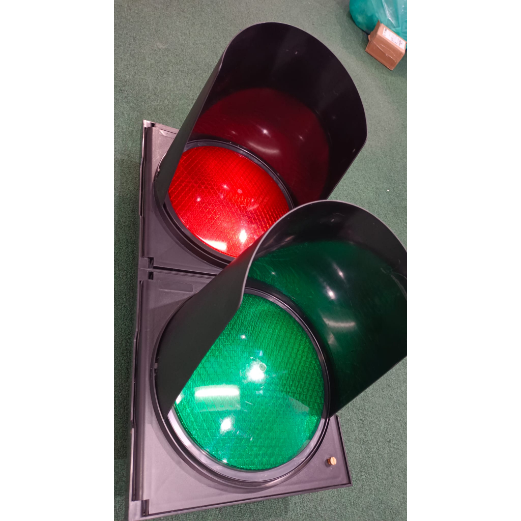 Red & Green Traffic Light Industrial Traffic Light JKR Certified LED ...