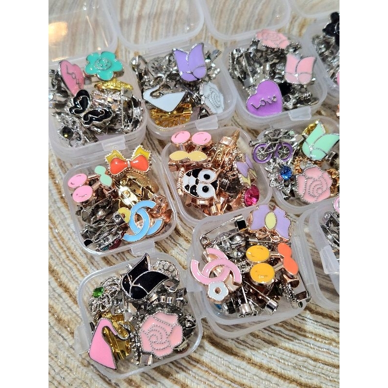 MINI MAGIC BOX PIN TUDUNG VIRAL BY ALYSA BROOCH | KERONGSANG CUTE ...