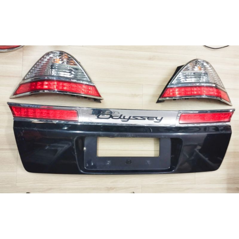 **Original Honda Odyssey NFL RB1 RB2 Absolute Tail Lamp Rear Garnish ...
