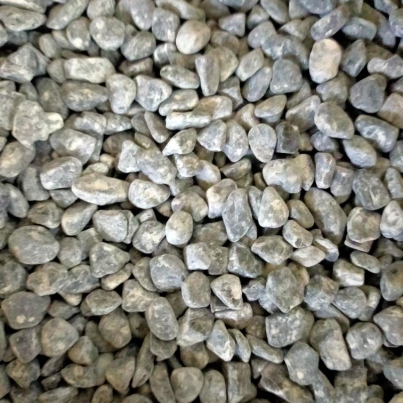 1kg Batu hitam kilat / Garden black pebble stone (polished) for garden ...