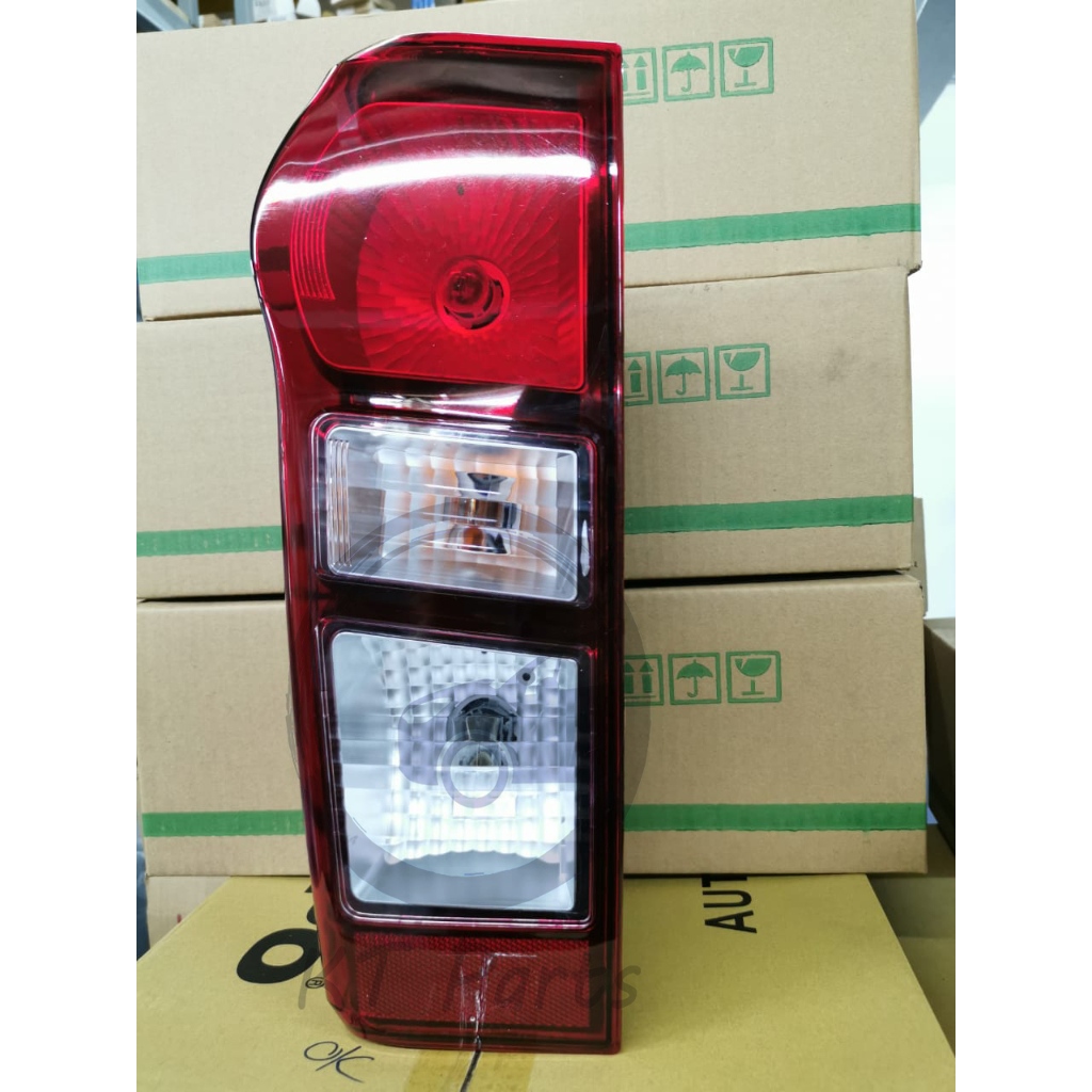 ISUZU DMAX RT50 / D-MAX 2013 YEAR REAR TAIL LAMP / TAIL LIGHT ...