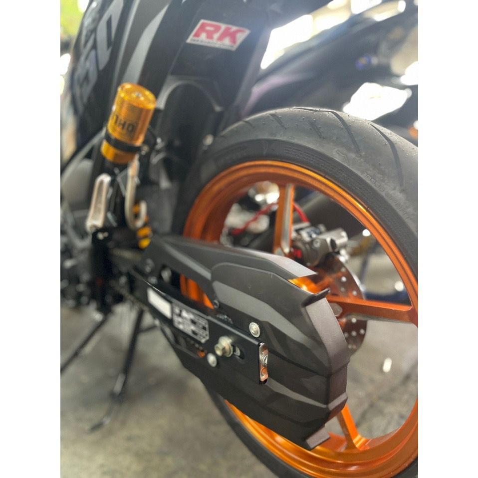 SUZUKI RAIDER CHAIN CASE CARBON BLACK COVER RANTAI VIETNAM + BRACKET ...