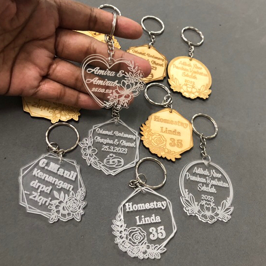 Keychain Acrylic dan Kayu Custom Nama Engrave by Laser Student/Pelajar ...