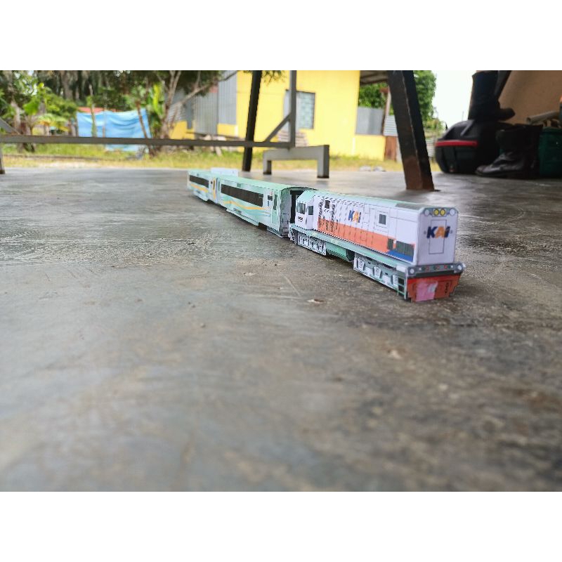 Papercraft Kereta Api Indonesia Gerbong /Koc ekonomi | Shopee Malaysia