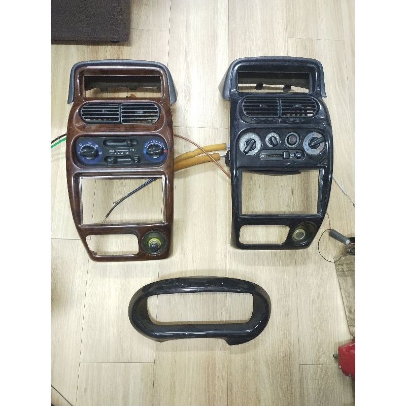 **Original Black Marble & Walnut Daihatsu L9 Kenari Move RS Panel Meter ...