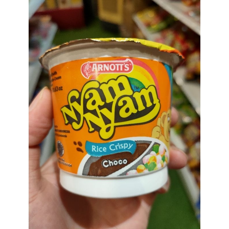 Nyam Nyam Rice Crispy Choco Flavor 18g Childhood Memories Biscuits ...