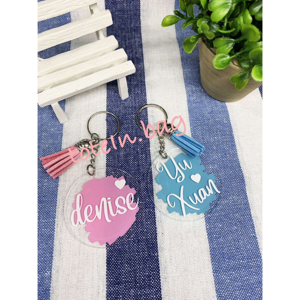 🌈READY STOCK_Customize Name Acrylic Color Keychain High Quality Vinyl ...