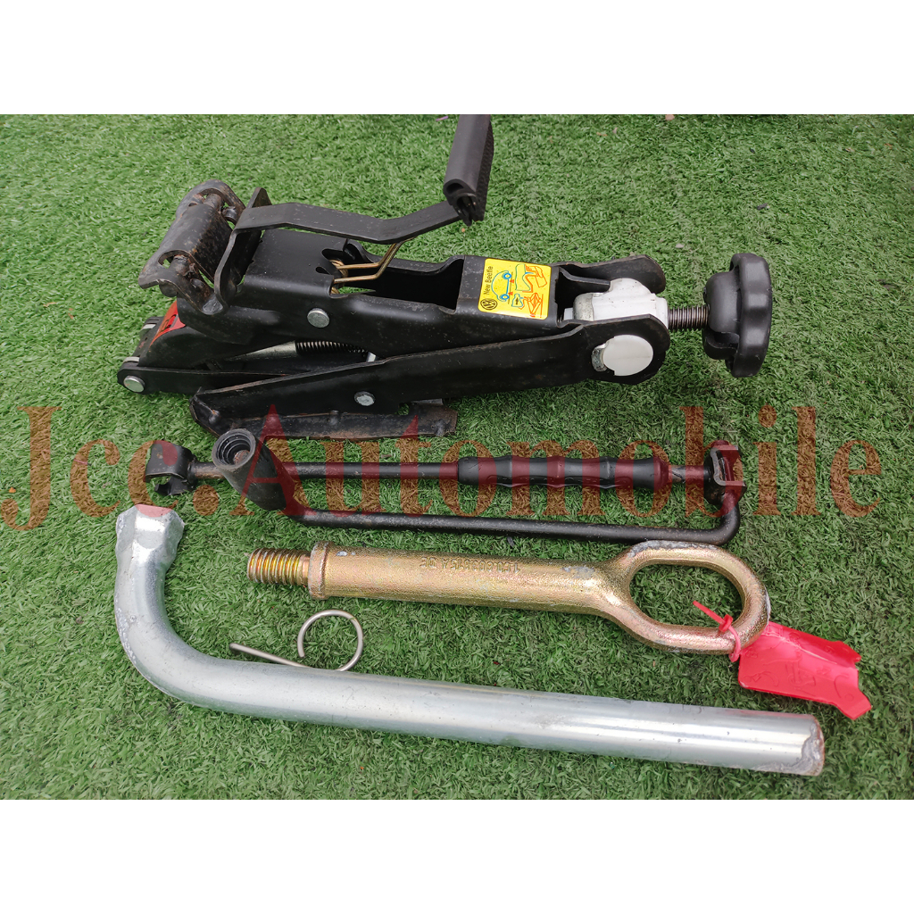 VOLKSWAGEN NEW BEETLE (1998) JACK TOOL KIT [B-4-5] | Shopee Malaysia