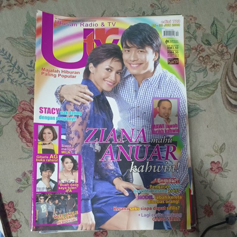 URTV Majalah Hiburan Magazine Preloved | Shopee Malaysia