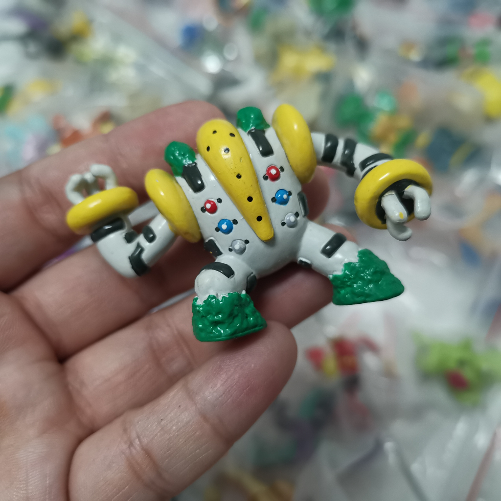 READYSTOCK POKEMON TAKARA TOMY FIGURE REGIGIGAS | Shopee Malaysia