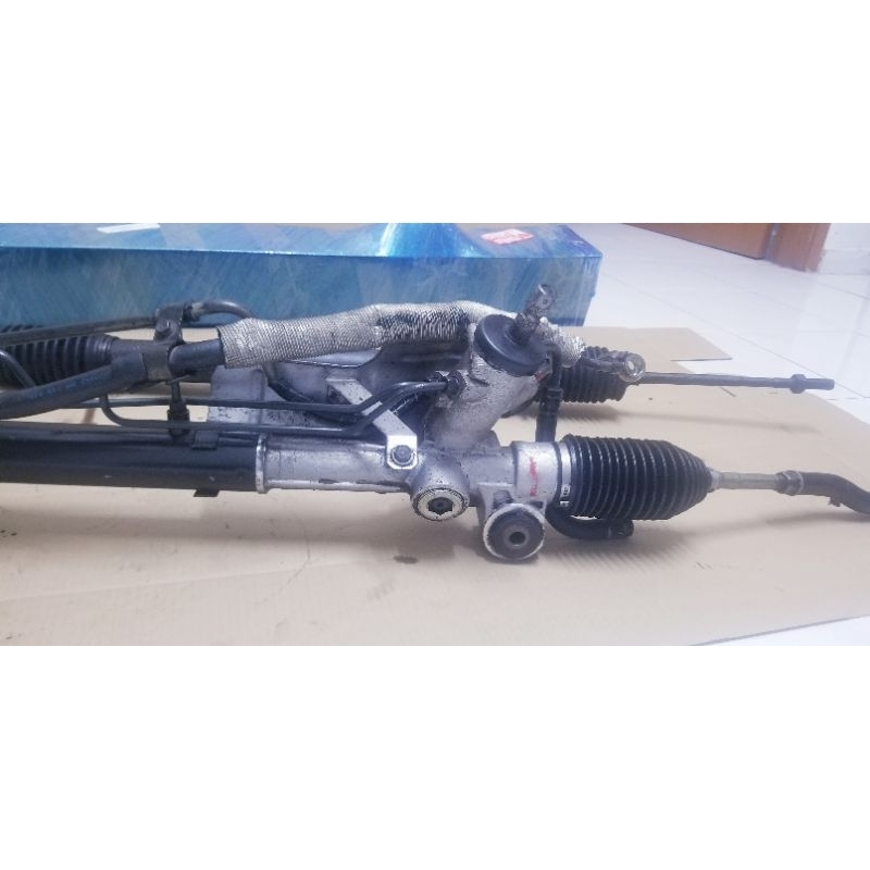 Toyota Camry ACV30/ACV40/ACV41 Power Steering Rack (with pressure hose ...