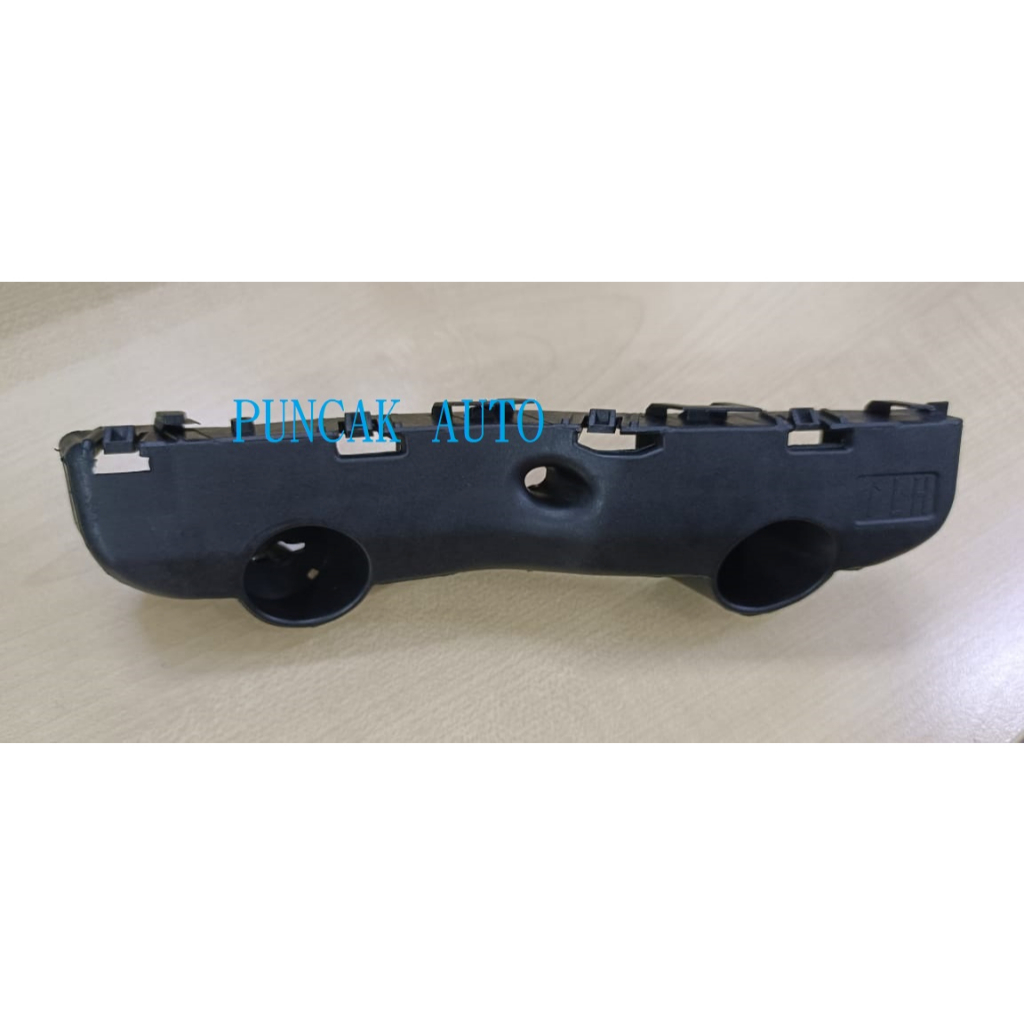 NISSAN NAVARA NP300 D23T 2015 FRONT BUMPER SIDE BRACKET PLASTIC ...