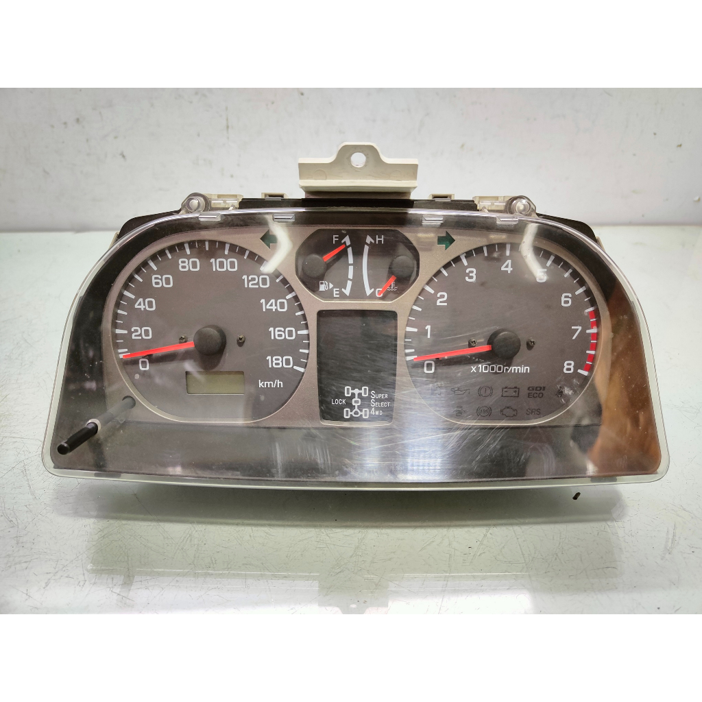 JDM Mitsubishi Pajero IO H76W H77W MANUAL MT Meter Cluster Speedometer ...
