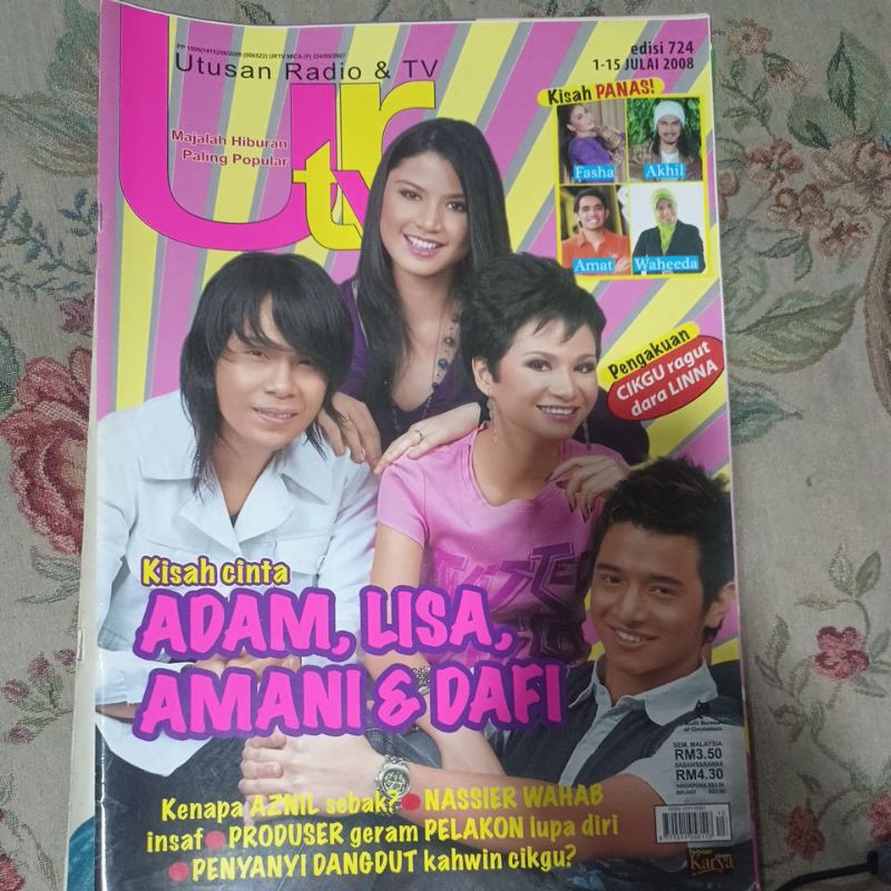 URTV Majalah Hiburan Magazine Preloved | Shopee Malaysia