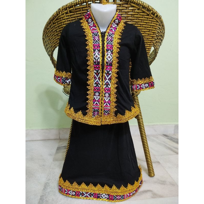 Kebaya budak comel corak motif pinakol pink Rungus + renda emas ...