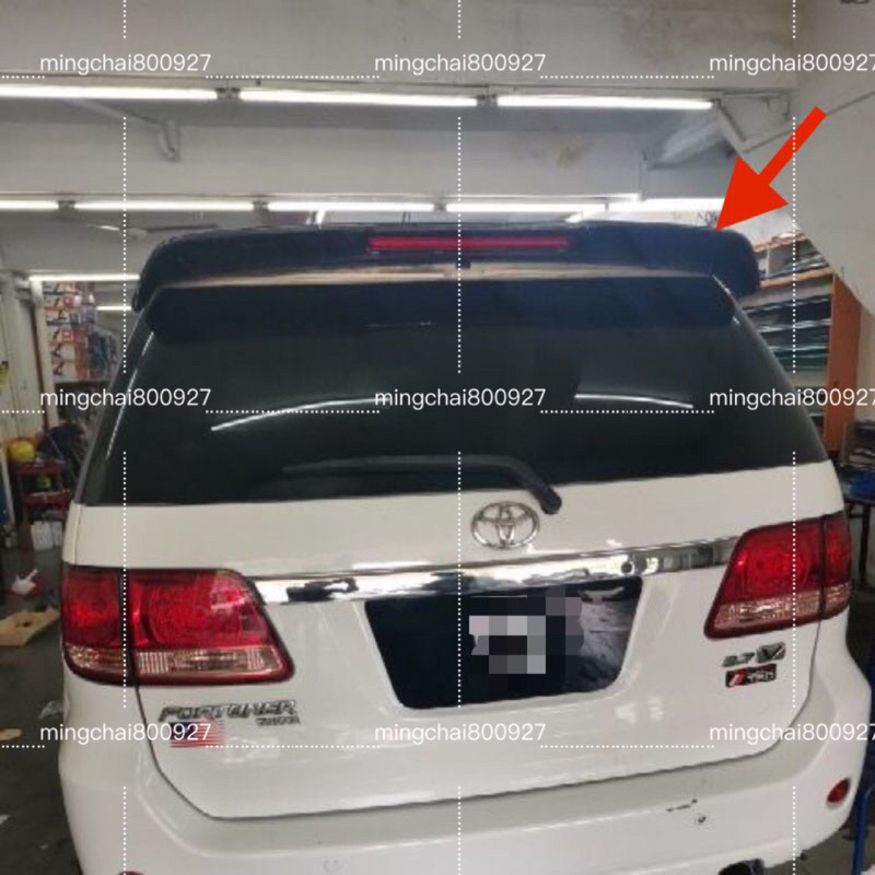 Fortuner 12 2012 2005 05 spoiler with led & logo NO PAINT | Shopee Malaysia