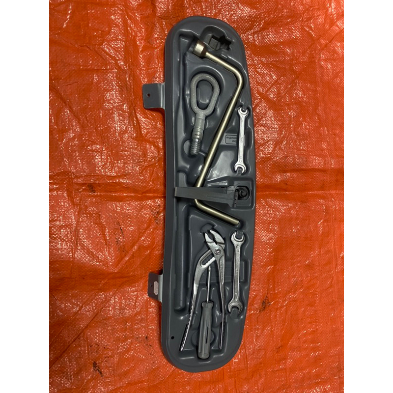 bmw e46 original tool box | Shopee Malaysia