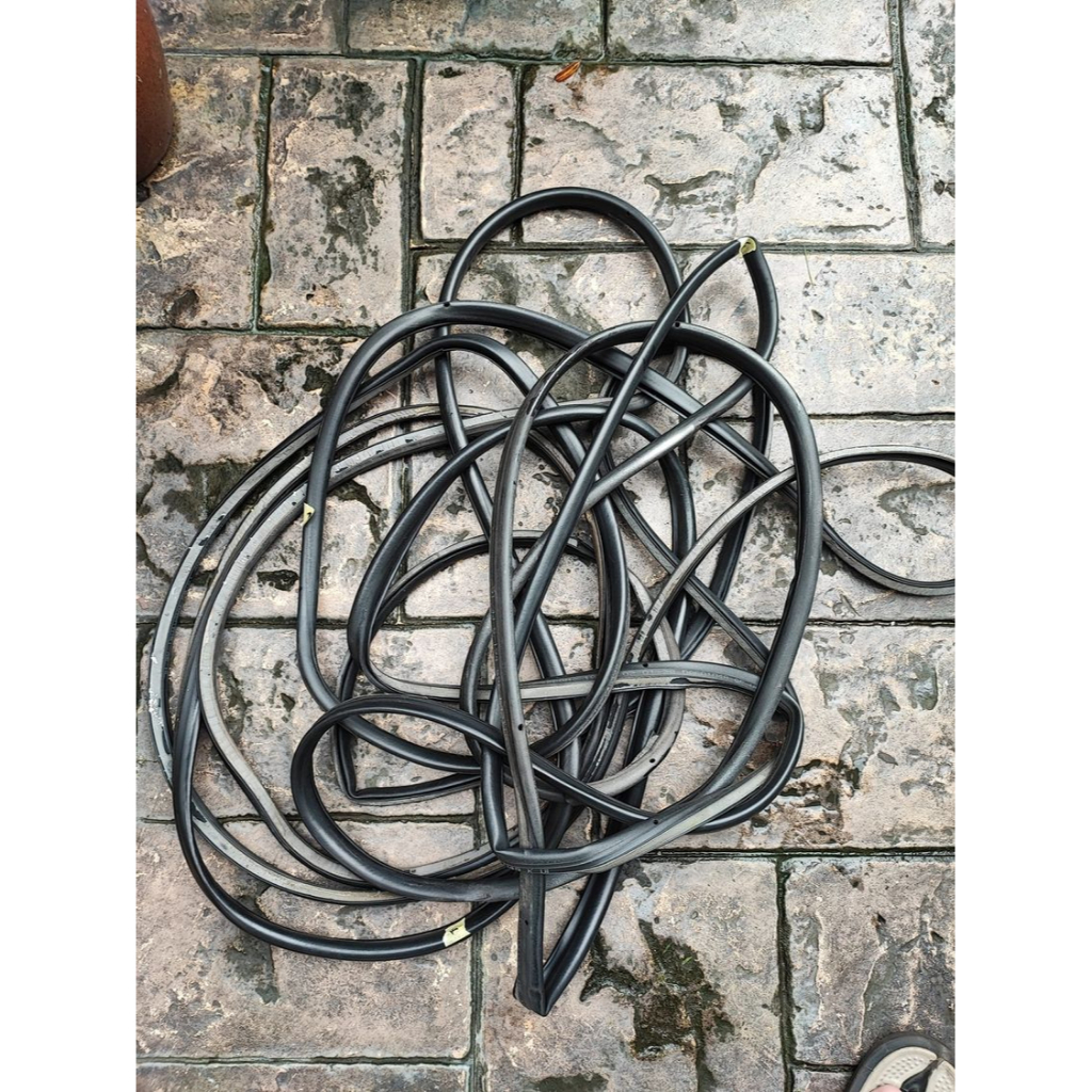 BMW E46 Sedan Door Rubber Getah Pintu Bahagian Pintu | Shopee Malaysia