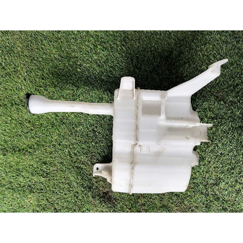 Toyota wiper tank Toyota Camry acv50 wiper tank | Shopee Malaysia