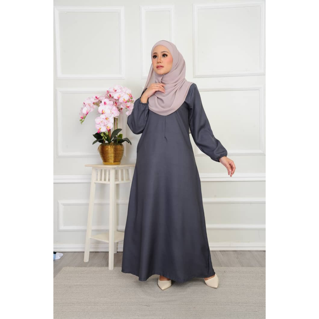 MUSLIMAH JUBAH PLAIN WITH POCKET AND HIDDEN ZIP \ COMO CREPE JUBAH ...