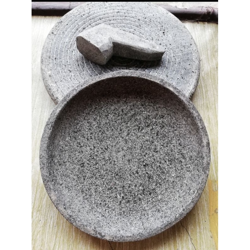 Cobek Batu Lava Gunung Merapi dari indonesia | Shopee Malaysia